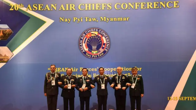 စက်တင်ဘာ ၁၄ ရက် ထိပ်တန်းသတင်းများ စစ်ကောင်စီက ဒေါ်အောင်ဆန်းစုကြည်ကို ပြန်ပေးဆွဲထားတယ်လို့ Nld