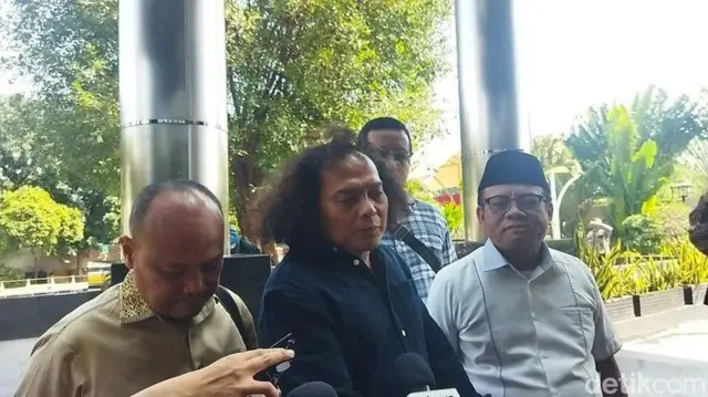 Densus 88 - Jampidsus: Buntut panjang dugaan penguntitan Jampidsus oleh anggota Densus 88 - BBC ...