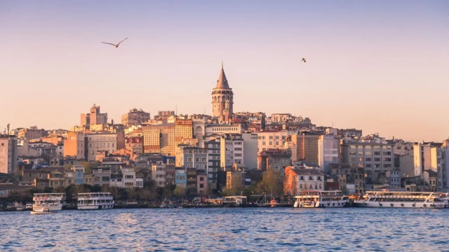 İstanbul'un saray sofralarından genelev sokaklarına meşhur halka ...