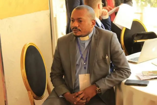 Élections en RDC 2023: pourquoi l'église est-elle si influente ? - BBC News Afrique