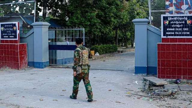Tnla ထိန်းချုပ်ထားတဲ့ နမ့်ခမ်းမြို့ ဘာဆက်ဖြစ်နေလဲ Bbc News မြန်မာ