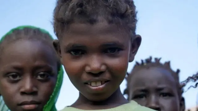 Colaadda Suudaan: Ma jirto Dhulka meel kale oo ay carruur sidan u badan ...