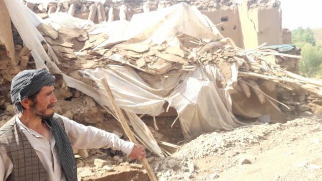 وردګ، زابل، غزني او پکتیا په ګډون یو شمېر ولایتونو کې سېلابونه راوتلي ...