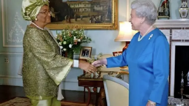 Queen Elizabeth II: World leaders remember 'kind-hearted Queen' - BBC ...