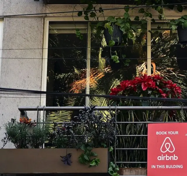 Airbnb En Cdmx El Impacto De La Plataforma En El Desplazamiento Y
