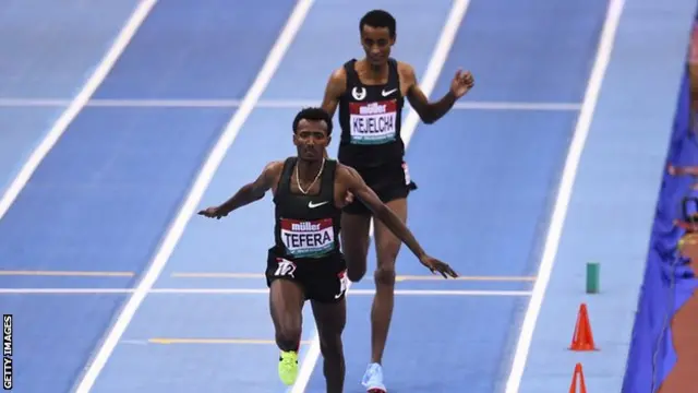 ሳሙኤል ተፈራ፡ የ22 ዓመት ክብረ ወሰንን ያሻሻለው የ19 ዓመቱ ወጣት - BBC News አማርኛ