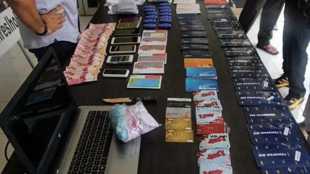 Judi online: Anak-anak SD di Indonesia kecanduan berjudi sampai 'ngamuk ...