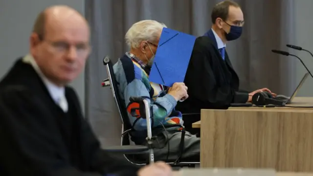 101 yaşındaki eski Nazi toplama kampı muhafızına 5 yıl hapis cezası ...