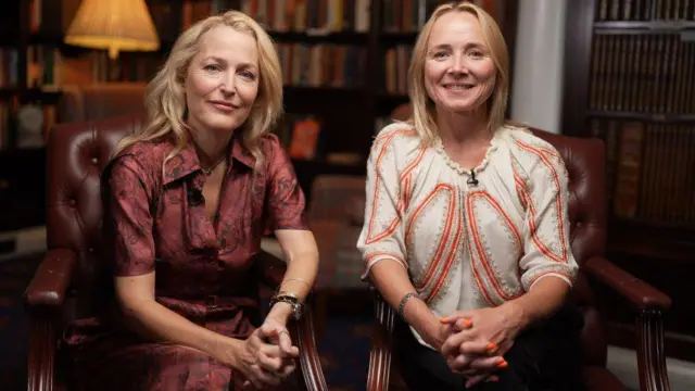 Gillian Anderson: "Me sorprendió la vergüenza de compartir fantasías ...