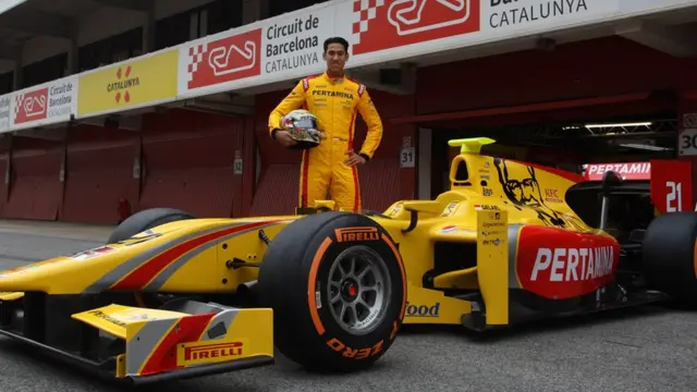 Sean Gelael: Kans besar ke F1 setelah Rio Haryanto? - BBC News Indonesia