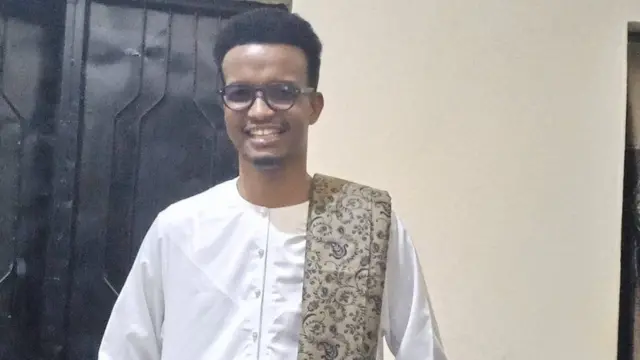 Maxay yihiin gabayada hadalheynta dhaliyay ee Nageeye Cali Khaliif? - BBC News Somali