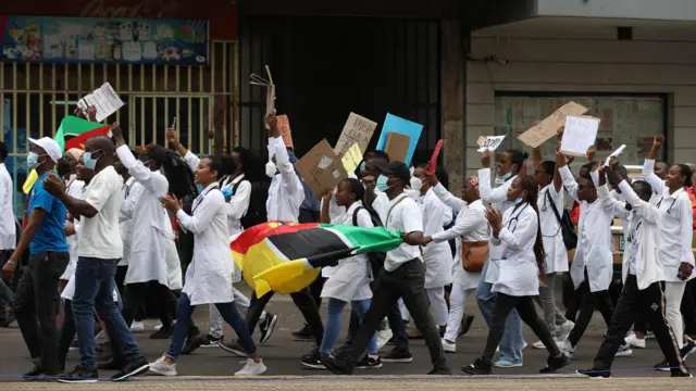 Manifestations au Mozambique : Qu'est-ce qui se cache derrière la vague ...