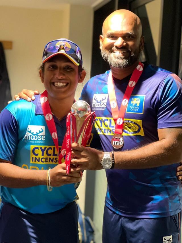 තරිඳු පෙරේරා: ශ්‍රී ලංකා කාන්තා ක්‍රිකට් ජයග්‍රහණවල ‘මහ මොළකරුගේ’ ජීවිත ...