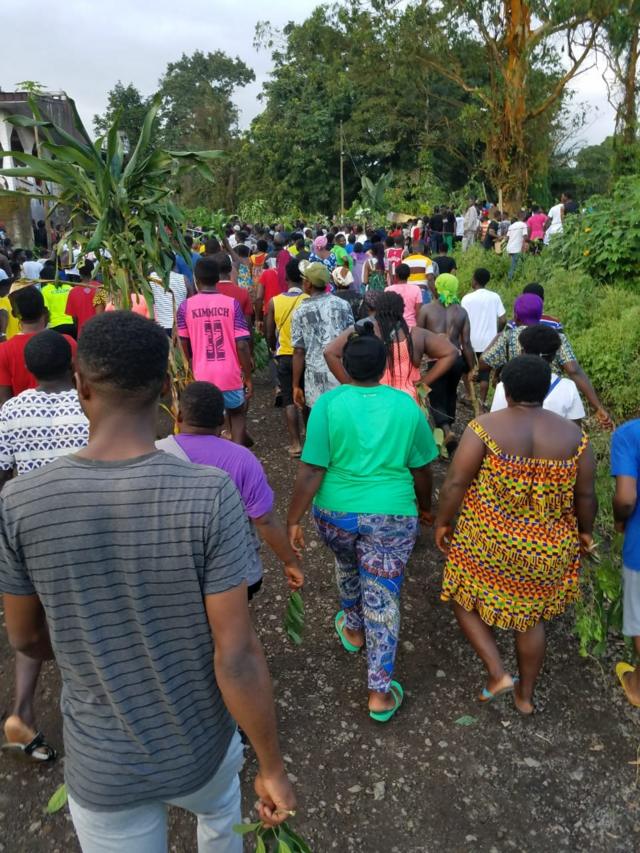 Buea today news: Police officer shoot-kill schoolgirl for Cameroon ...