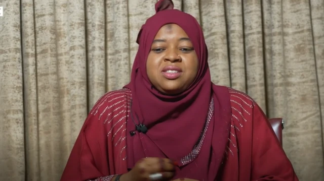 ...Daga Bakin Mai Ita tare da Safiya 'Yar Yarinya - BBC News Hausa