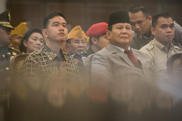 Pilpres 2024: Golkar dan PAN dukung Prabowo, PDIP merasa ‘dikeroyok’ - apakah Ganjar cukup kuat ...