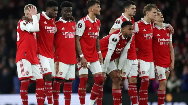 Arsenal yatupwa nje Uropa: Je, kuondolewa huku kutaathiri vipi mbio za kuwania ubingwa wa EPL ...