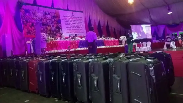 Daga baƙonmu na mako: Shin kayan lefe kyakkyawa ko mummunar al'ada ce ...