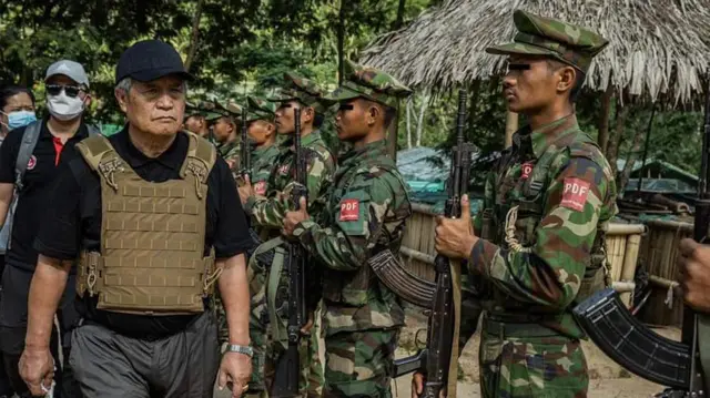 NUG တစ်နှစ်အတွင်း အဆုံးသတ်တိုက်ပွဲ တကယ်တမ်း ဖော်နိုင်မလား - BBC News မြန်မာ