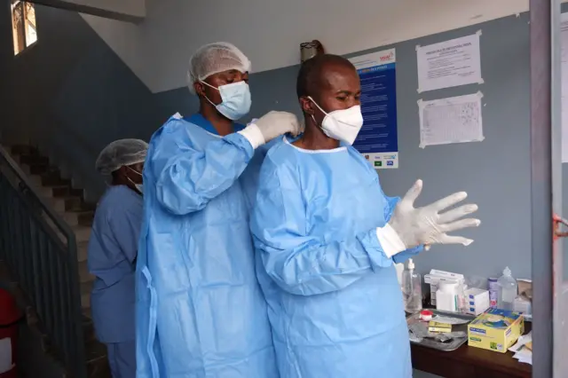 RD Congo: Ingamba zo gucandaga zatanguye zizotuza mpox? - BBC News Gahuza