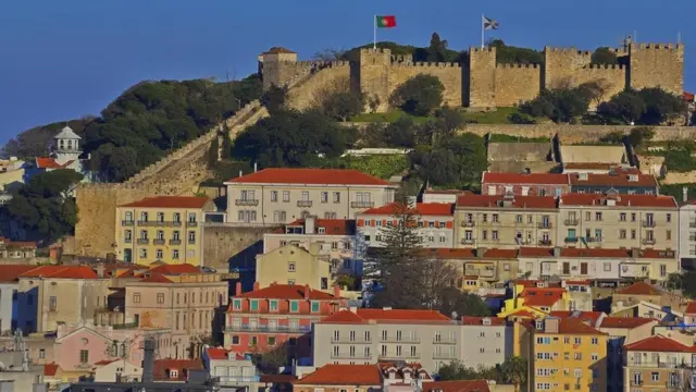 DERGİ - Portekiz'de Yahudileri kurtaran sucuk - BBC News Türkçe