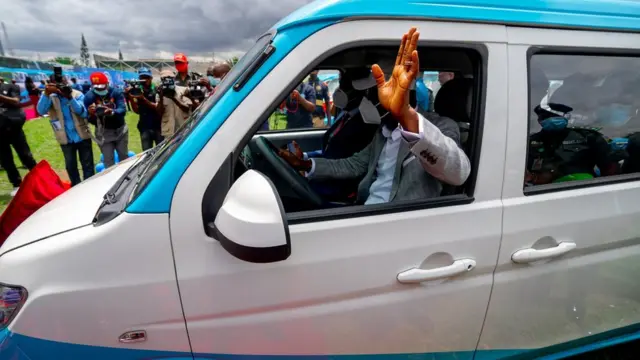 Lagos First and Last Mile bus: Routes plus oda tins you need to know ...