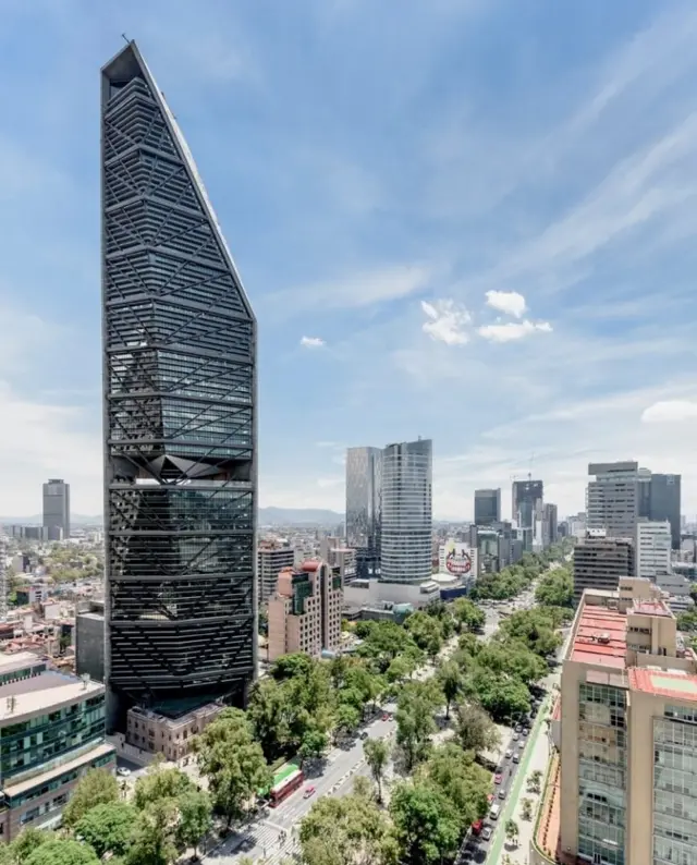 Torre Reforma: el edificio mexicano ganador del Premio Internacional de Rascacielos 2018 - BBC ...