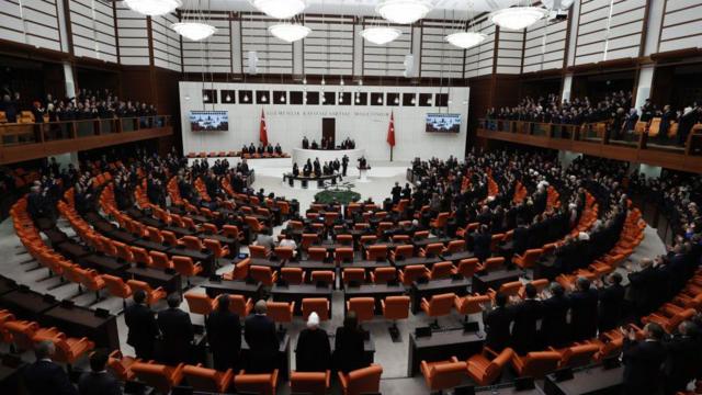 TBMM yeni yasama yılına yarın başlıyor: Meclis gündemi nasıl ...