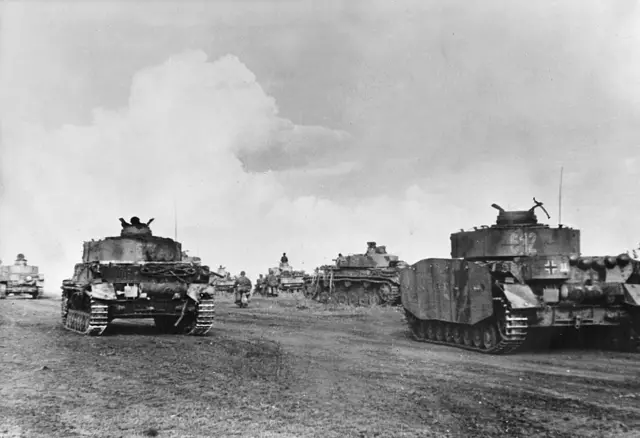 Intambara ya Ukraine na Russia: Kubera iki kubohoza Kursk ari kirumara ...