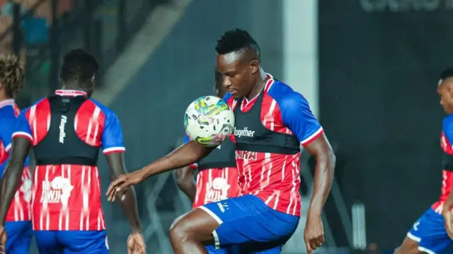 Simba,Yanga kuandika historia Afrika? - BBC News Swahili