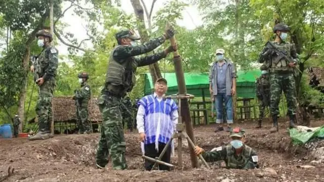 အေအေ၊ KNU/PDFနဲ့ စစ်တပ်တို့ကြားက ပဲခူးစစ်ရေးအရွေ့ - BBC News မြန်မာ
