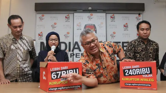 Berhak jadi caleg, dapatkah eks koruptor dicegah jadi wakil rakyat ... Berhak jadi caleg, dapatkah eks koruptor dicegah jadi wakil rakyat ...