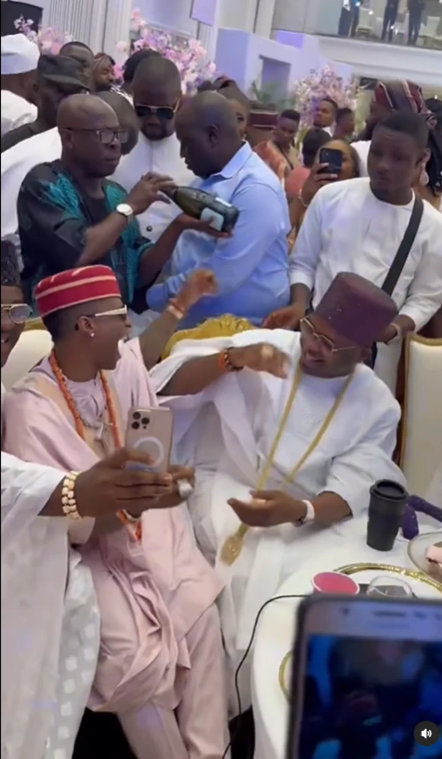 Wizkid mum burial: Afrobeat star Wizkid: Wizkid bury im mama for Lagos ...