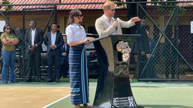 Prince Harry and Meghan Markle visit to Nigeria in pictures - BBC News ...