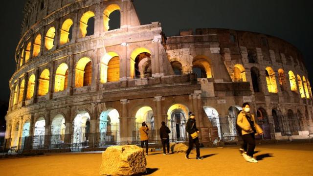 Coronavirus en Italia: postales turísticas de ciudades desiertas - BBC News Mundo