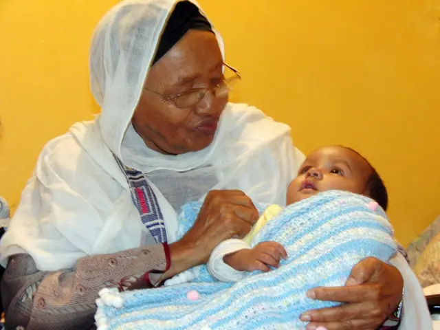 'Maazar Tereezaa Afrikaa' kan jedhaman Dr. kabajaa Abbabach Goobanaa ...