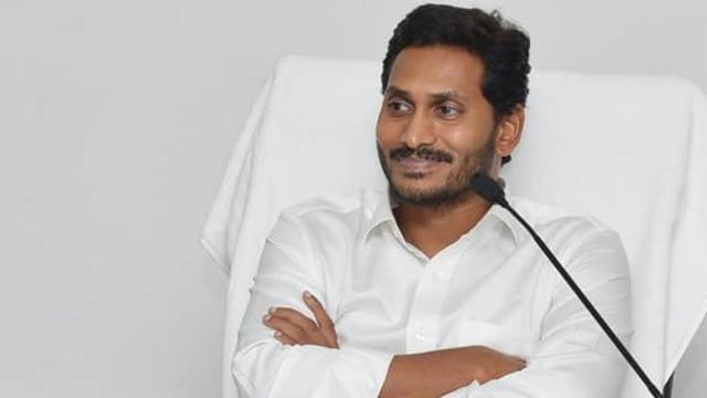 ఆంధ్రప్రదేశ్‌లో రాజ్యాంగ యంత్రాంగం పని చేయడం లేదనే వివాదంలో హైకోర్టు ...