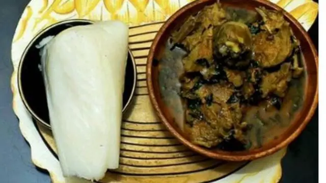 Corn meal: Ụzọ ị ga-eji sie ọka ọ ghọọ eri-amịcha-ọnụ - BBC News Ìgbò