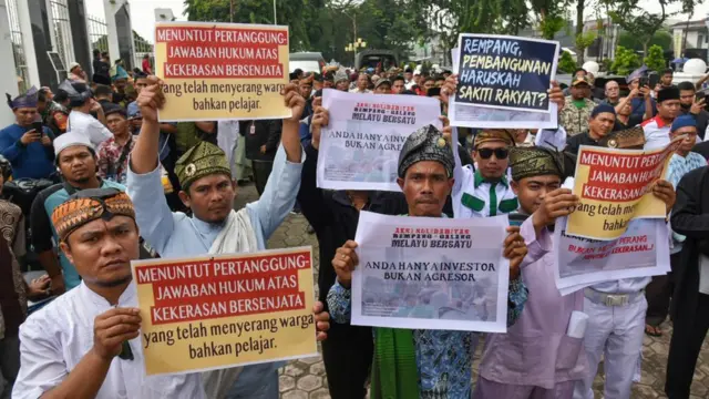 Rempang: Menteri Investasi Bahlil Lahadalia janji 'akan penuhi hak-hak masyarakat', apa kata ...