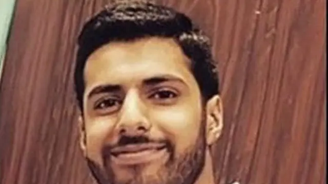 వివక్షతో చూసే చూపులతో బాధ ఎలా ఉంటుందో వారికి తెలియదు: వికలాంగ వైద్య విద్యార్థుల ఆవేదన - BBC News ...