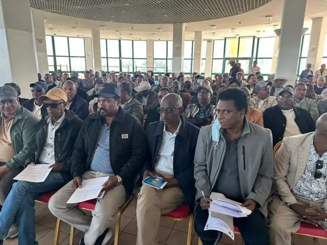 ትግራይ፡ ግዝያዊ ምምሕዳር ንመግለጺ ኣዘዝቲ ሰራዊት 'ኣዋጅ ዕልዋ መንግስቲ' ክብል ኰኒኑ - BBC News ትግርኛ