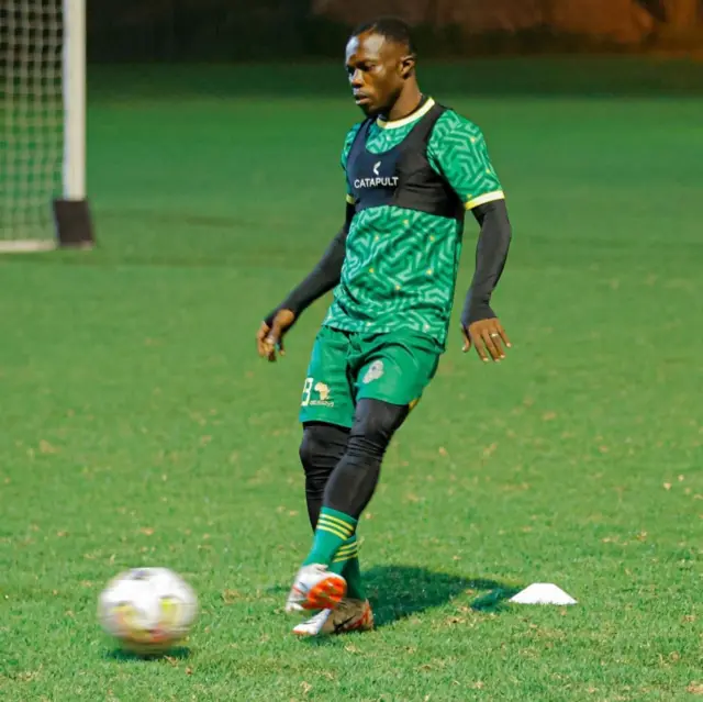 Simba,Yanga kuandika historia Afrika? - BBC News Swahili