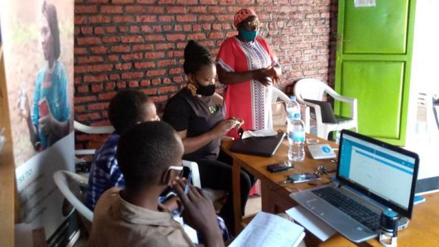 Rwanda: Liliane Uwintwali, umukobwa wubatse ikoranabuhanga rihuza ...