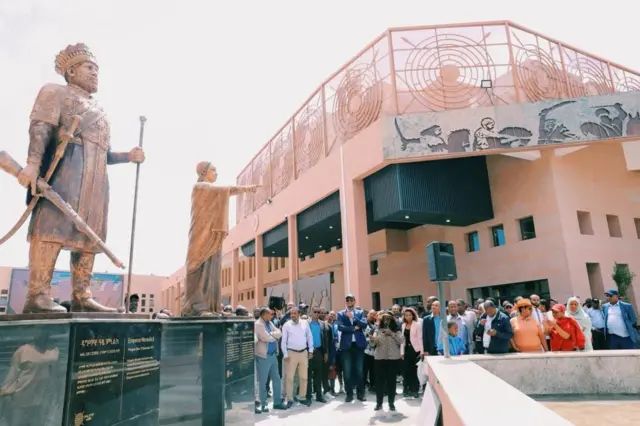 Waa'ee ijaarsa godambaa guddicha Adawaa ogeessa hojiisaa keessatti ...