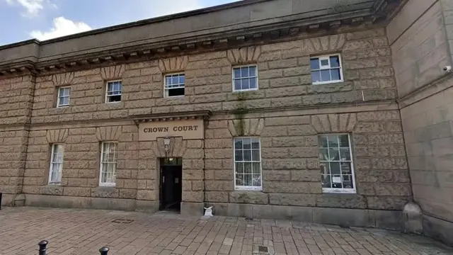 Benjamin Mendy : L’ancien footballeur de Man City reconnu non coupable de viol - BBC News Afrique