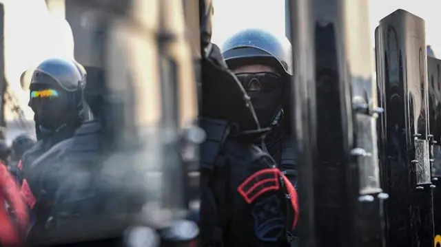 Ajudan Kapolda Kaltara tewas di rumah dinas - 'Terlalu banyak kejanggalan untuk disimpulkan ...