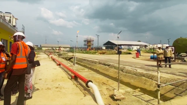 Port Harcourt refinery begin operations: Price of fuel go reduce as NNPC refinery start work ...