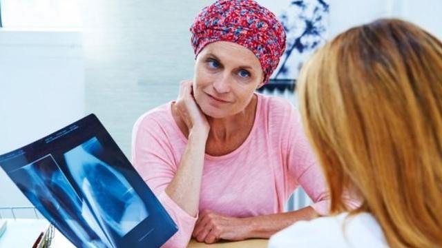 Cancer : केमोथेरपी म्हणजे काय? कॅन्सर रुग्णाला त्याचा किती फायदा होतो ...