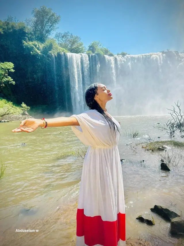 Miis Turiziim Oromiyaa babbareedduu Oromoo Odaa Shanan bakka bu'an barbaadaa jirtu - BBC News ...