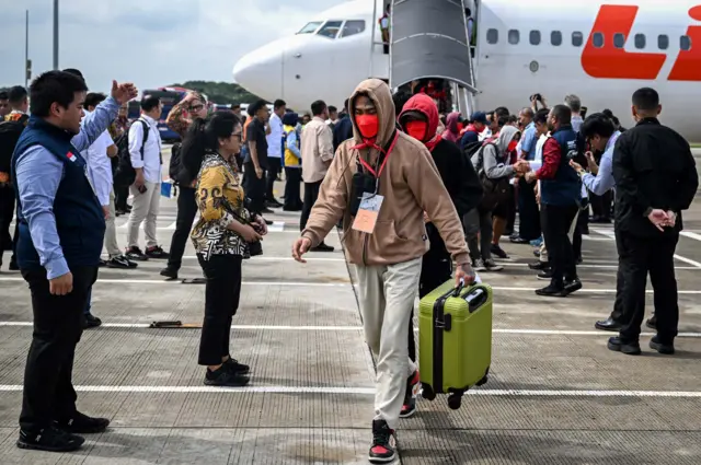 Myanmar: 'Operasi senyap' di balik pemulangan lebih dari 500 WNI ... Myanmar: 'Operasi senyap' di balik pemulangan lebih dari 500 WNI ...